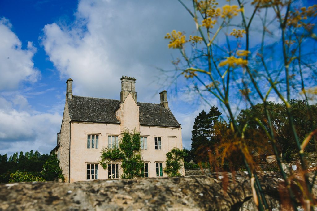 Oxford Wedding Photographer | Cogges Barn | Ben and Claire ...